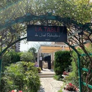 La Table De Joël Robuchon | Tokyo | zenDine